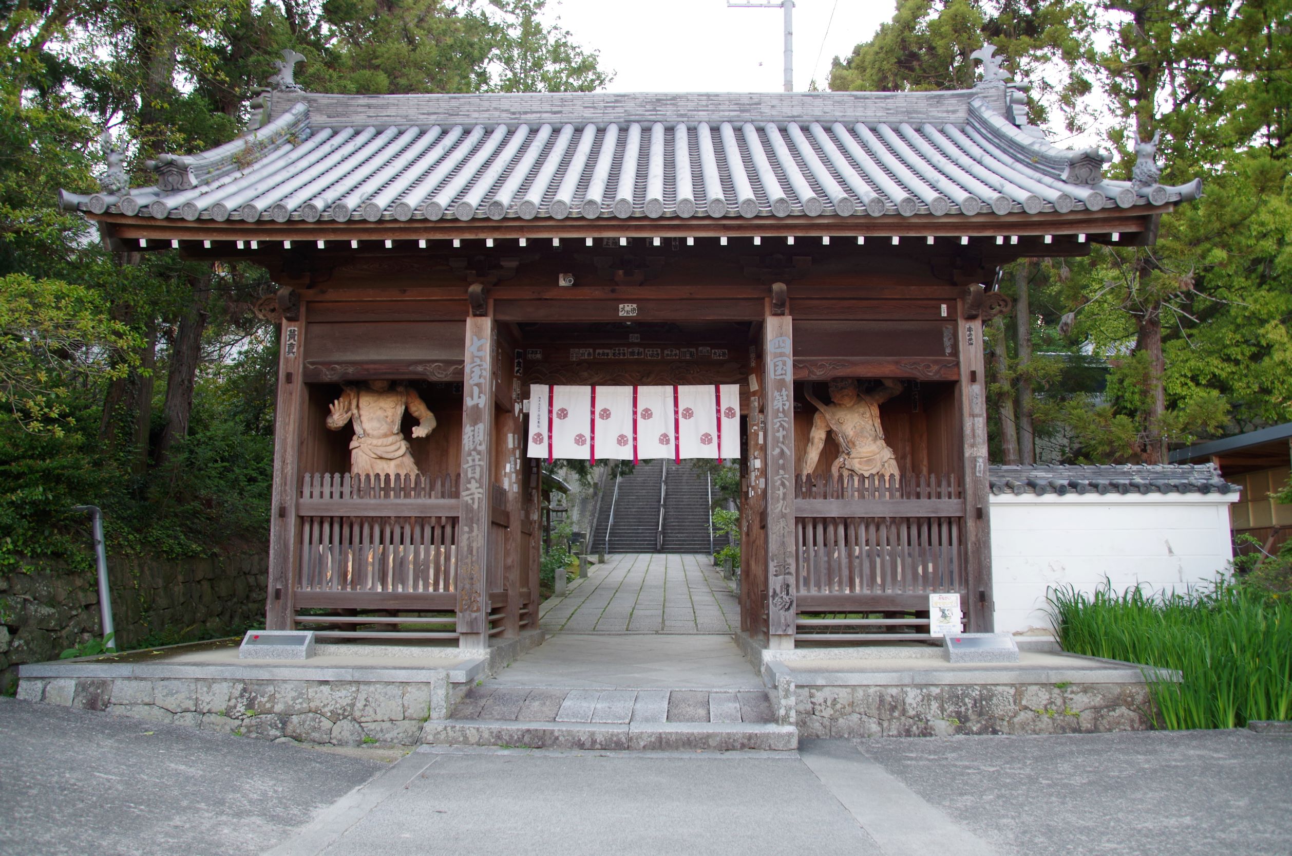 Jinne-in Kannonji Temple｜The only one temple and two sacred sites in ...